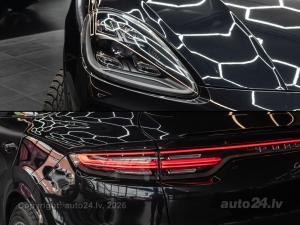 Black Porsche Cayenne 2021 in Tallinn, with an engine capacity of 3.00 L and mileage of 34 thousand km for 81990 €, photo 4 on AUTOMOTO.COM.LV