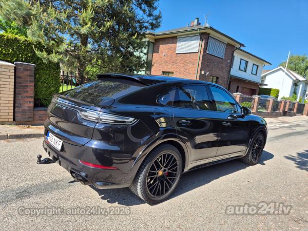 Melns Porsche Cayenne 2021 Tallina, ar dzinēja tilpumu 4.00 L un nobraukumu 155 tūkst. km par 73290 €, foto 2 vietnē AUTOMOTO.COM.LV