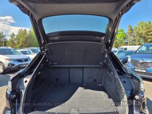 Black Porsche Cayenne 2021 in Tallinn, with an engine capacity of 4.00 L and mileage of 155 thousand km for 73290 €, photo 18 on AUTOMOTO.COM.LV
