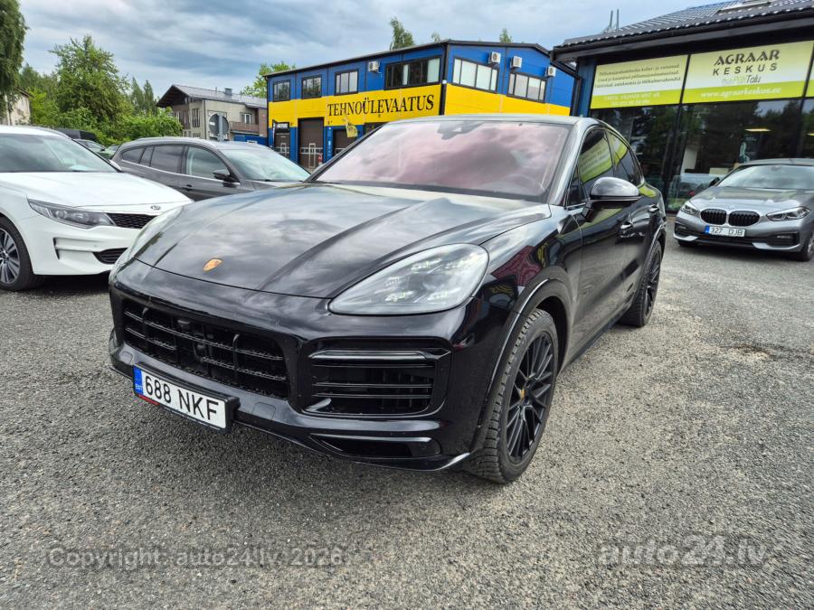 Black Porsche Cayenne 2021 in Tallinn, with an engine capacity of 4.00 L and mileage of 155 thousand km for 73290 €, photo 22 on AUTOMOTO.COM.LV