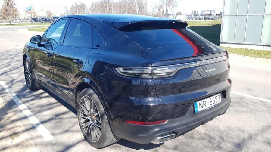 Melns Porsche Cayenne 2021 Rīga, ar dzinēja tilpumu 3.00 L un nobraukumu 69 tūkst. km par 60000 €, foto 12 vietnē AUTOMOTO.COM.LV