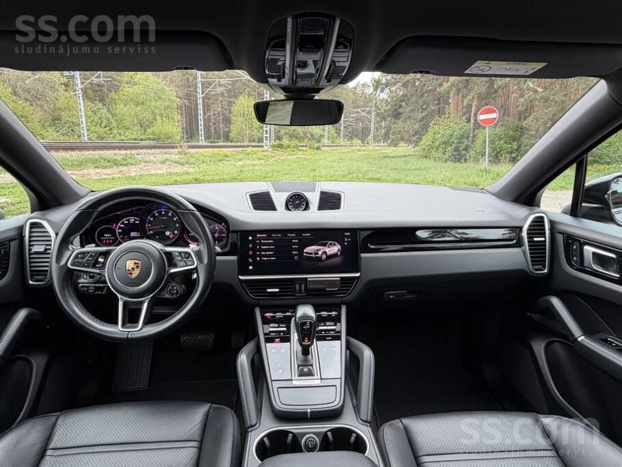 Melns Porsche Cayenne 2021 Jūrmala, ar dzinēja tilpumu 3.00 L un nobraukumu 84 tūkst. km par 53900 €, foto 9 vietnē AUTOMOTO.COM.LV