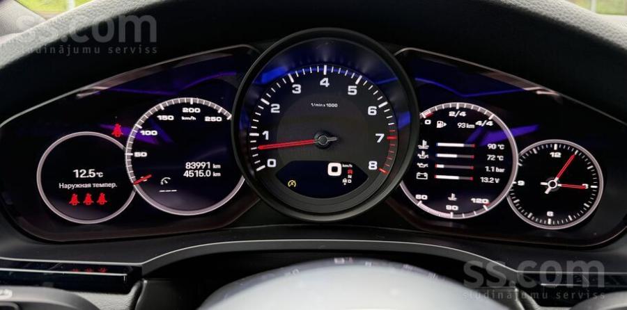 Melns Porsche Cayenne 2021 Jūrmala, ar dzinēja tilpumu 3.00 L un nobraukumu 84 tūkst. km par 53900 €, foto 16 vietnē AUTOMOTO.COM.LV
