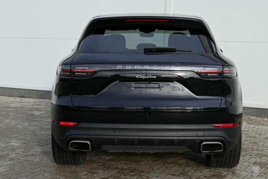 Melns Porsche Cayenne 2022 Kretinga, ar dzinēja tilpumu 3.00 L un nobraukumu 34 tūkst. km par 71999 €, foto 9 vietnē AUTOMOTO.COM.LV