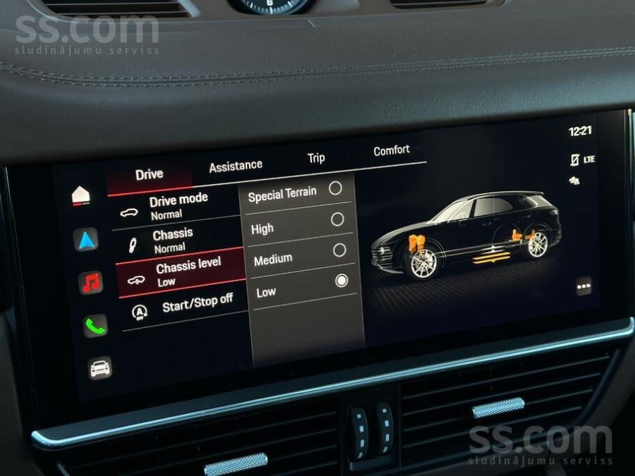 Black Porsche Cayenne 2022 in Riga, with an engine capacity of 3.00 L and mileage of 47 thousand km for 62900 €, photo 13 on AUTOMOTO.COM.LV