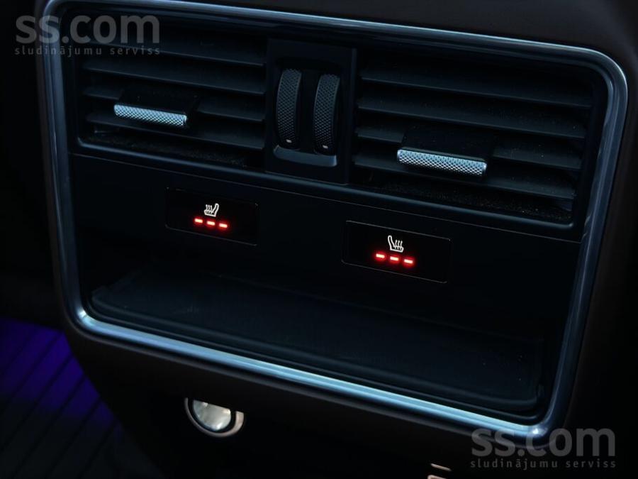 Black Porsche Cayenne 2022 in Riga, with an engine capacity of 3.00 L and mileage of 47 thousand km for 62900 €, photo 21 on AUTOMOTO.COM.LV