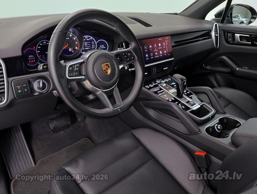 Black Porsche Cayenne 2022 in Tallinn, with an engine capacity of 3.00 L and mileage of 56 thousand km for 59000 €, photo 15 on AUTOMOTO.COM.LV