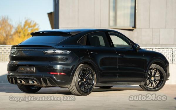 Melns Porsche Cayenne 2023 Tartu, ar dzinēja tilpumu 4.00 L un nobraukumu 48 tūkst. km par 189700 €, foto 6 vietnē AUTOMOTO.COM.LV