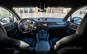 Melns Porsche Cayenne 2023 Tartu, ar dzinēja tilpumu 4.00 L un nobraukumu 48 tūkst. km par 189700 €, foto 7 vietnē AUTOMOTO.COM.LV