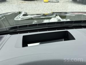 Black Porsche Cayenne 2023 in Riga, with an engine capacity of 3.00 L and mileage of 40 thousand km for 76990 €, photo 14 on AUTOMOTO.COM.LV