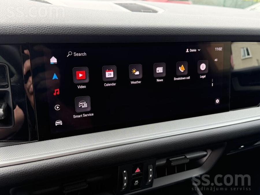 Black Porsche Cayenne 2023 in Riga, with an engine capacity of 3.00 L and mileage of 40 thousand km for 76990 €, photo 20 on AUTOMOTO.COM.LV