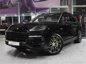 Black Porsche Cayenne 2024 in Riga, with an engine capacity of 3.00 L and mileage of 28 thousand km for 98000 €, photo  on AUTOMOTO.COM.LV