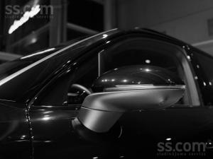 Black Porsche Cayenne 2024 in Riga, with an engine capacity of 3.00 L and mileage of 28 thousand km for 98000 €, photo 32 on AUTOMOTO.COM.LV