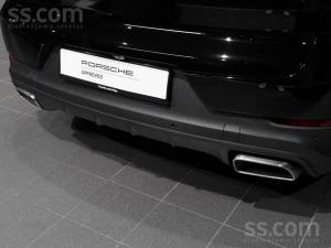 Black Porsche Cayenne 2024 in Riga, with an engine capacity of 3.00 L and mileage of 28 thousand km for 98000 €, photo 34 on AUTOMOTO.COM.LV