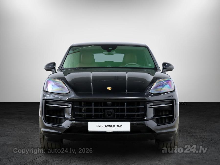 Black Porsche Cayenne 2024 in Tallinn, with an engine capacity of 3.00 L and mileage of 75 thousand km for 90000 €, photo 3 on AUTOMOTO.COM.LV