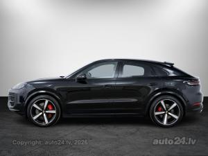 Black Porsche Cayenne 2024 in Tallinn, with an engine capacity of 3.00 L and mileage of 75 thousand km for 90000 €, photo 8 on AUTOMOTO.COM.LV