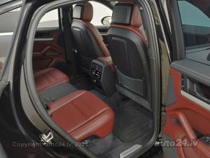 Black Porsche Cayenne 2024 in Tallinn, with an engine capacity of 3.00 L and mileage of 75 thousand km for 90000 €, photo 14 on AUTOMOTO.COM.LV