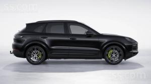 Melns Porsche Cayenne 2024 Rīga, ar dzinēja tilpumu 3.00 L un nobraukumu 20 tūkst. km par 95900 €, foto 8 vietnē AUTOMOTO.COM.LV