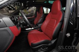 Black Porsche Cayenne 2024 in Riga, with an engine capacity of 3.00 L and mileage of 29 thousand km for 90000 €, photo 9 on AUTOMOTO.COM.LV