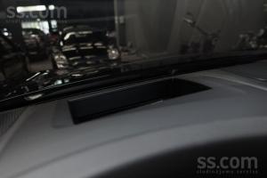 Black Porsche Cayenne 2024 in Riga, with an engine capacity of 3.00 L and mileage of 29 thousand km for 90000 €, photo 13 on AUTOMOTO.COM.LV