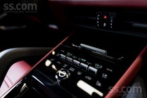Black Porsche Cayenne 2024 in Riga, with an engine capacity of 3.00 L and mileage of 29 thousand km for 86000 €, photo 12 on AUTOMOTO.COM.LV
