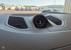 Melns Porsche Cayenne 2024 Klaipėda, ar dzinēja tilpumu 3.00 L un nobraukumu 47 tūkst. km par 27750 €, foto 19 vietnē AUTOMOTO.COM.LV