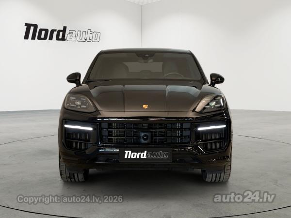 Porsche Cayenne 2024 in Tallinn on AUTOMOTO.COM.LV Black Porsche Cayenne 2024 in Tallinn, with an engine capacity of 2.90 L and mileage of 107 thousand km for 86900 €, photo 4 on AUTOMOTO.COM.LV