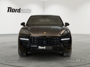Black Porsche Cayenne 2024 in Tallinn, with an engine capacity of 2.90 L and mileage of 107 thousand km for 86900 €, photo 4 on AUTOMOTO.COM.LV
