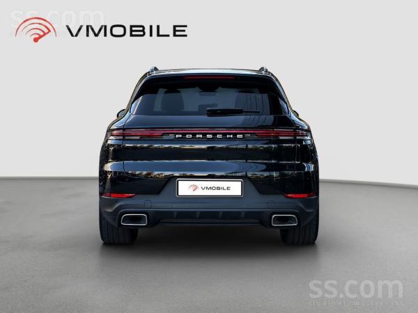 Melns Porsche Cayenne 2024 Rīga, ar dzinēja tilpumu 3.00 L un nobraukumu 42 tūkst. km par 90700 €, foto 5 vietnē AUTOMOTO.COM.LV
