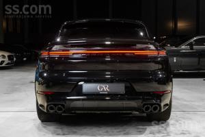 Black Porsche Cayenne 2025 in Riga, with an engine capacity of 3.00 L and mileage of 15 thousand km for 130500 €, photo 6 on AUTOMOTO.COM.LV