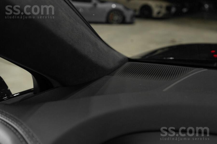 Black Porsche Cayenne 2025 in Riga, with an engine capacity of 3.00 L and mileage of 15 thousand km for 130500 €, photo 25 on AUTOMOTO.COM.LV