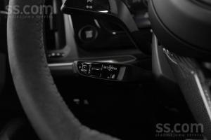Black Porsche Cayenne 2025 in Riga, with an engine capacity of 3.00 L and mileage of 15 thousand km for 130500 €, photo 26 on AUTOMOTO.COM.LV
