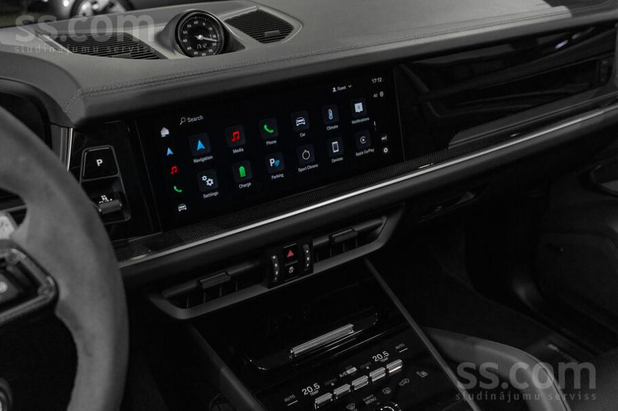 Black Porsche Cayenne 2025 in Riga, with an engine capacity of 3.00 L and mileage of 15 thousand km for 130500 €, photo 29 on AUTOMOTO.COM.LV