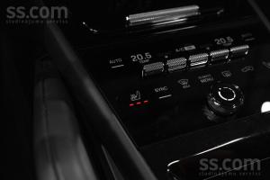 Black Porsche Cayenne 2025 in Riga, with an engine capacity of 3.00 L and mileage of 15 thousand km for 130500 €, photo 33 on AUTOMOTO.COM.LV