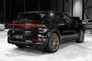 Melns Porsche Cayenne 2025 Rīga, ar dzinēja tilpumu 3.00 L un nobraukumu 17 tūkst. km par 94138 €, foto 5 vietnē AUTOMOTO.COM.LV