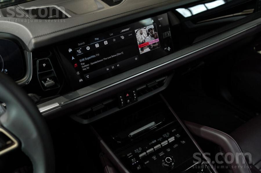 Melns Porsche Cayenne 2025 Rīga, ar dzinēja tilpumu 3.00 L un nobraukumu 17 tūkst. km par 94138 €, foto 21 vietnē AUTOMOTO.COM.LV