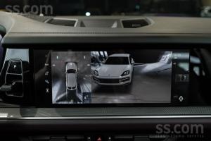 Melns Porsche Cayenne 2025 Rīga, ar dzinēja tilpumu 3.00 L un nobraukumu 17 tūkst. km par 94138 €, foto 23 vietnē AUTOMOTO.COM.LV