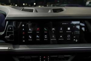 Melns Porsche Cayenne 2025 Rīga, ar dzinēja tilpumu 3.00 L un nobraukumu 17 tūkst. km par 94138 €, foto 26 vietnē AUTOMOTO.COM.LV