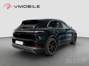 Melns Porsche Cayenne 2026 Rīga, ar dzinēja tilpumu 3.00 L un nobraukumu 9 tūkst. km par 124890 €, foto 3 vietnē AUTOMOTO.COM.LV