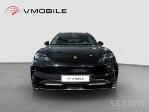 Melns Porsche Cayenne 2026 Rīga, ar dzinēja tilpumu 3.00 L un nobraukumu 9 tūkst. km par 124890 €, foto 4 vietnē AUTOMOTO.COM.LV