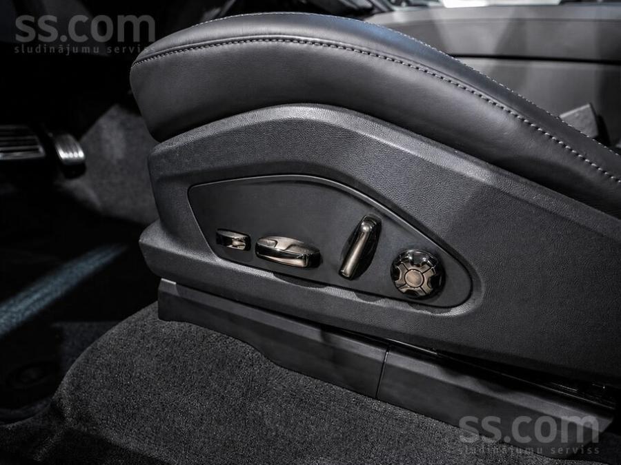 Melns Porsche Cayenne 2026 Rīga, ar dzinēja tilpumu 3.00 L un nobraukumu 9 tūkst. km par 124890 €, foto 14 vietnē AUTOMOTO.COM.LV