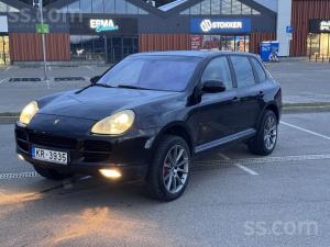 Melns Porsche Cayenne 2005 Rēzekne, ar dzinēja tilpumu 3.20 L un nobraukumu 262 tūkst. km par 3700 €, foto  vietnē AUTOMOTO.COM.LV