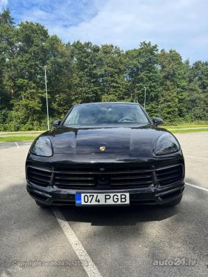 Black Porsche Cayenne 2018 in Tallinn, with an engine capacity of 3.00 L and mileage of 109 thousand km for 42900 €, photo 4 on AUTOMOTO.COM.LV