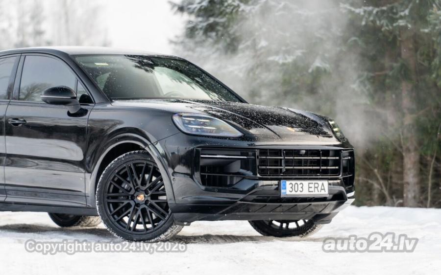Melns Porsche Cayenne 2025 Tallina, ar dzinēja tilpumu 3.00 L un nobraukumu 20 tūkst. km par 129000 €, foto 2 vietnē AUTOMOTO.COM.LV