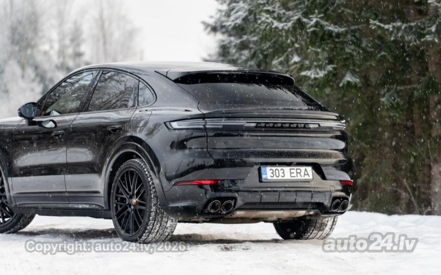 Melns Porsche Cayenne 2025 Tallina, ar dzinēja tilpumu 3.00 L un nobraukumu 20 tūkst. km par 129000 €, foto 9 vietnē AUTOMOTO.COM.LV
