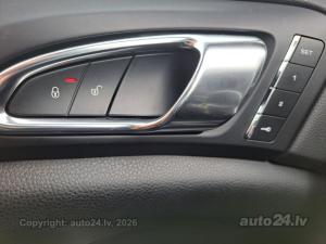 Black Porsche Cayenne 2015 in Tallinn, with an engine capacity of 3.00 L and mileage of 337 thousand km for 19990 €, photo 16 on AUTOMOTO.COM.LV