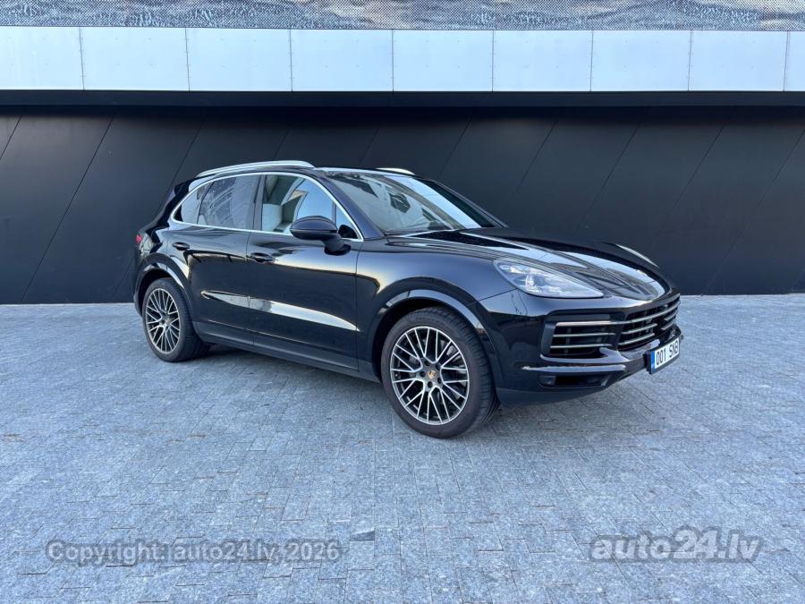 Black Porsche Cayenne 2018 in Tallinn, with an engine capacity of 2.90 L and mileage of 148 thousand km for 45900 €, photo 1 on AUTOMOTO.COM.LV