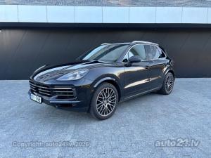 Black Porsche Cayenne 2018 in Tallinn, with an engine capacity of 2.90 L and mileage of 148 thousand km for 45900 €, photo 3 on AUTOMOTO.COM.LV