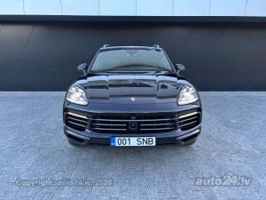 Black Porsche Cayenne 2018 in Tallinn, with an engine capacity of 2.90 L and mileage of 148 thousand km for 45900 €, photo 4 on AUTOMOTO.COM.LV