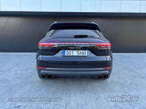 Black Porsche Cayenne 2018 in Tallinn, with an engine capacity of 2.90 L and mileage of 148 thousand km for 45900 €, photo 8 on AUTOMOTO.COM.LV